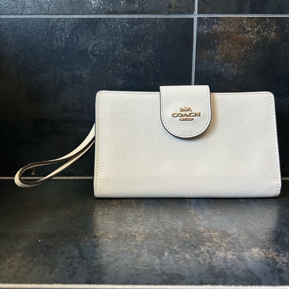 Coach | Bags | Coach Cream Phone Wallet | Poshmark